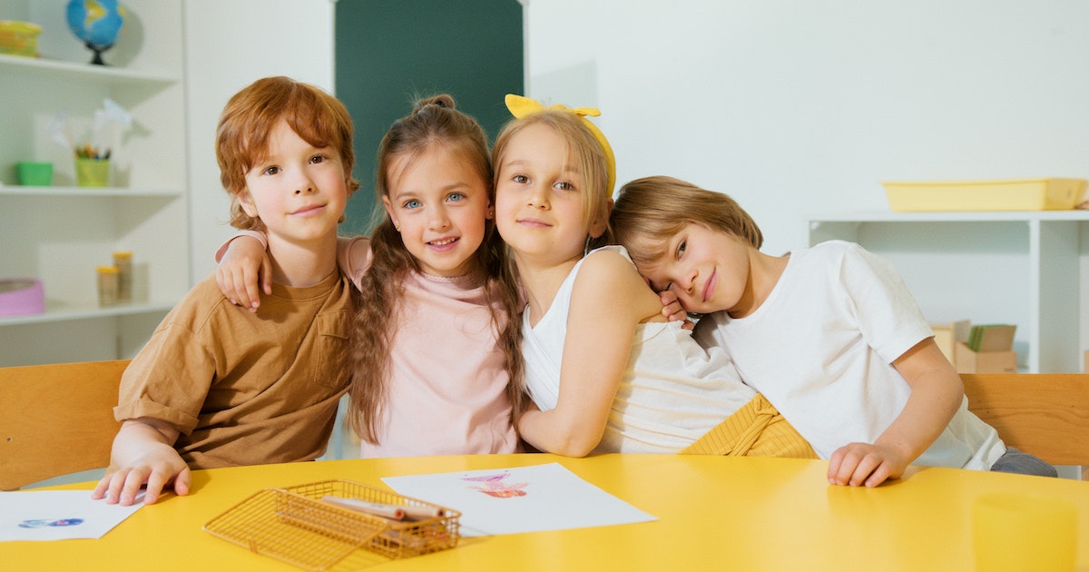 WHY DOES MY CHILD CONTINUE TO GET HEAD LICE? – My Hair Helpers Natural ...